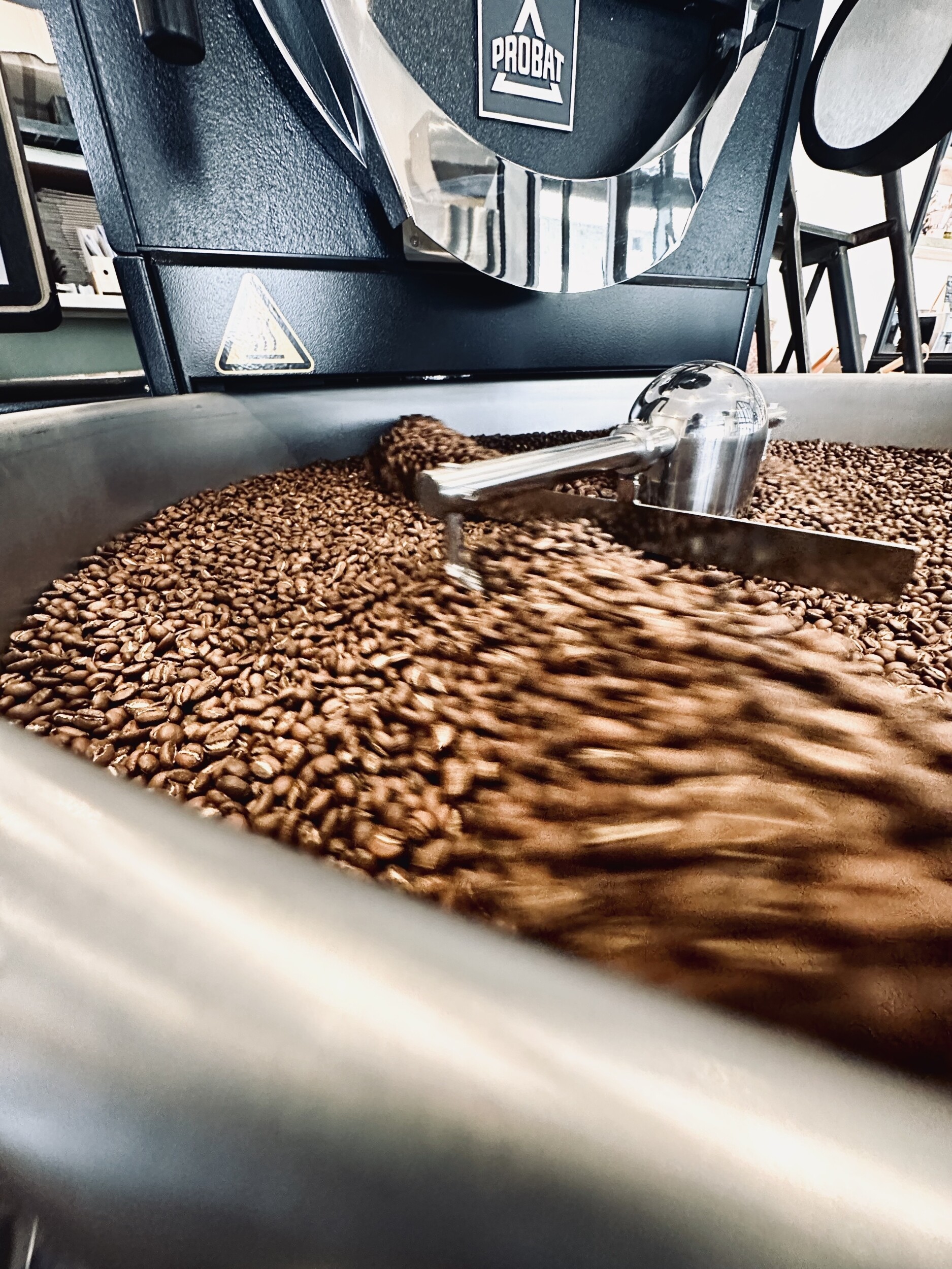 Découvrez la torréfaction de café artisanale avec Florian - Wecandoo